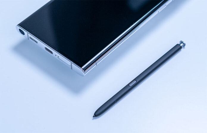 Samsung Galaxy S22 Ultra Review - It's Worth It!