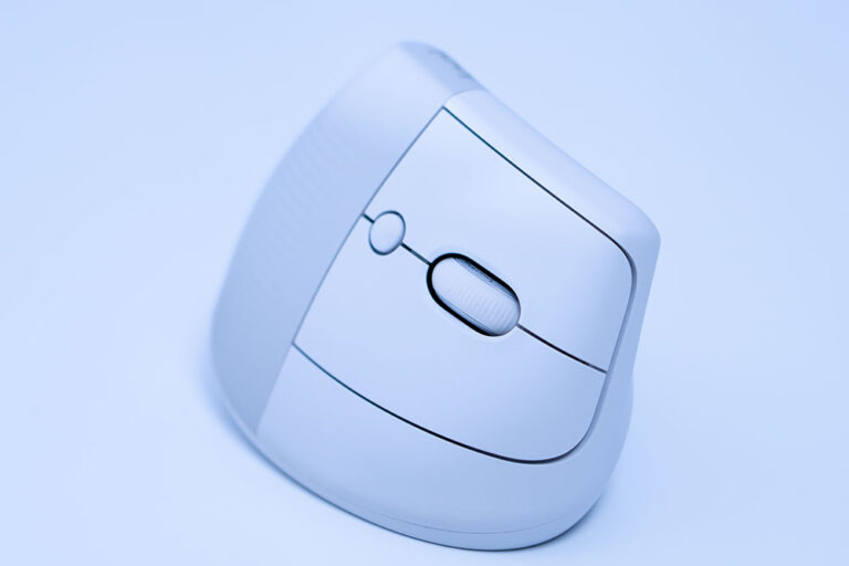 Logitech Lift Vertical Ergonomic Mouse Review